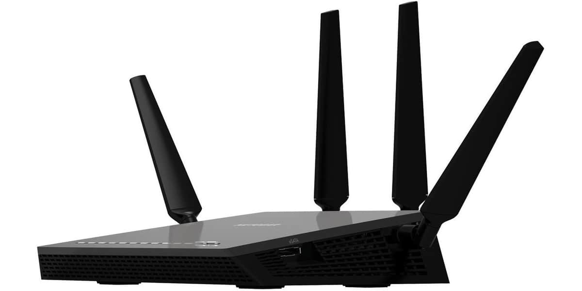 Netgear NightHawk R7500 | Accessoires TV divers sur EasyLounge